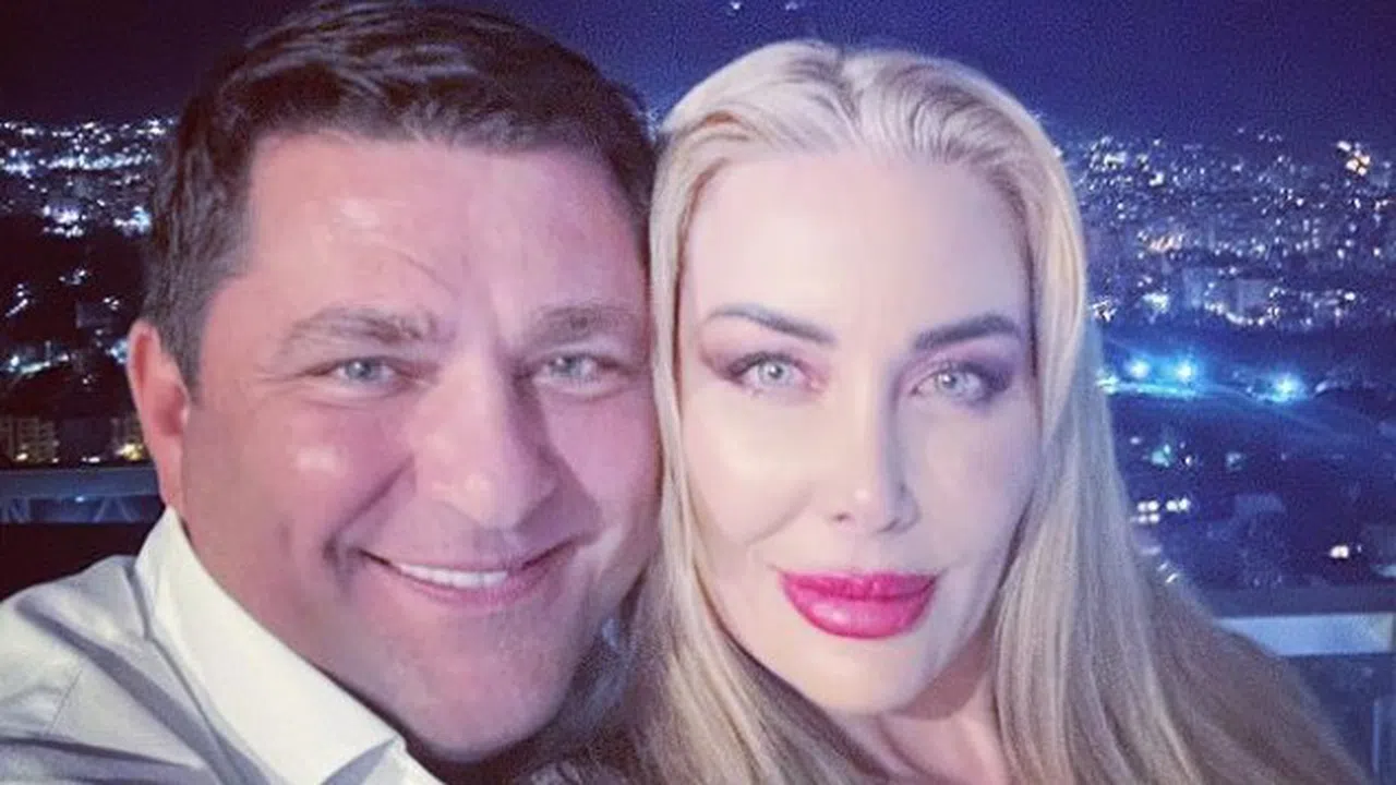 Какво се случва Антония Петрова без парти за рождения си ден и разделена със съпруга си Звезди