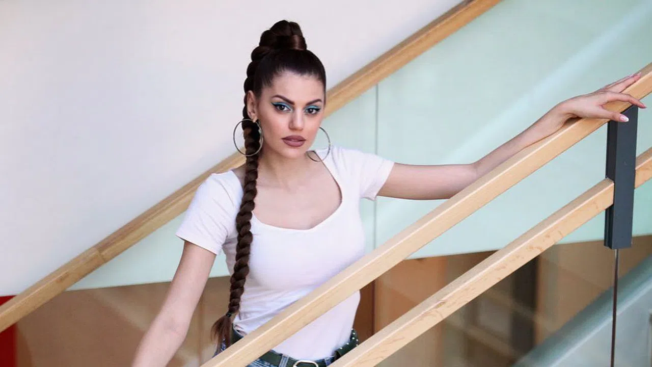 Михаела Филева качи снимка от ваната Новини Woman Bg